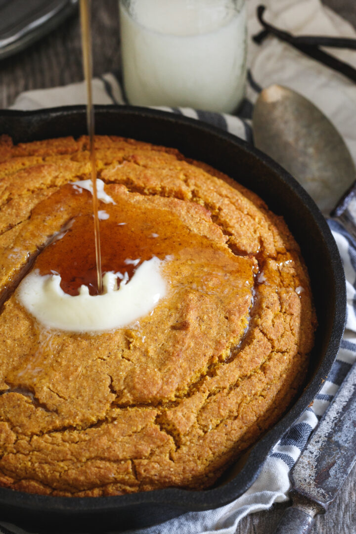 Sweet Southern Cornbread Recipe - Moist and Easy - Food Fanatic