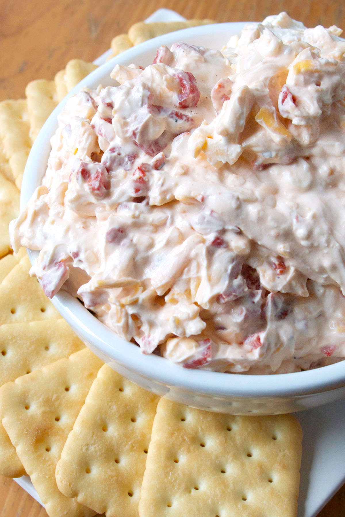 Smoked Gouda Pimento Cheese Dip Recipe - Food Fanatic