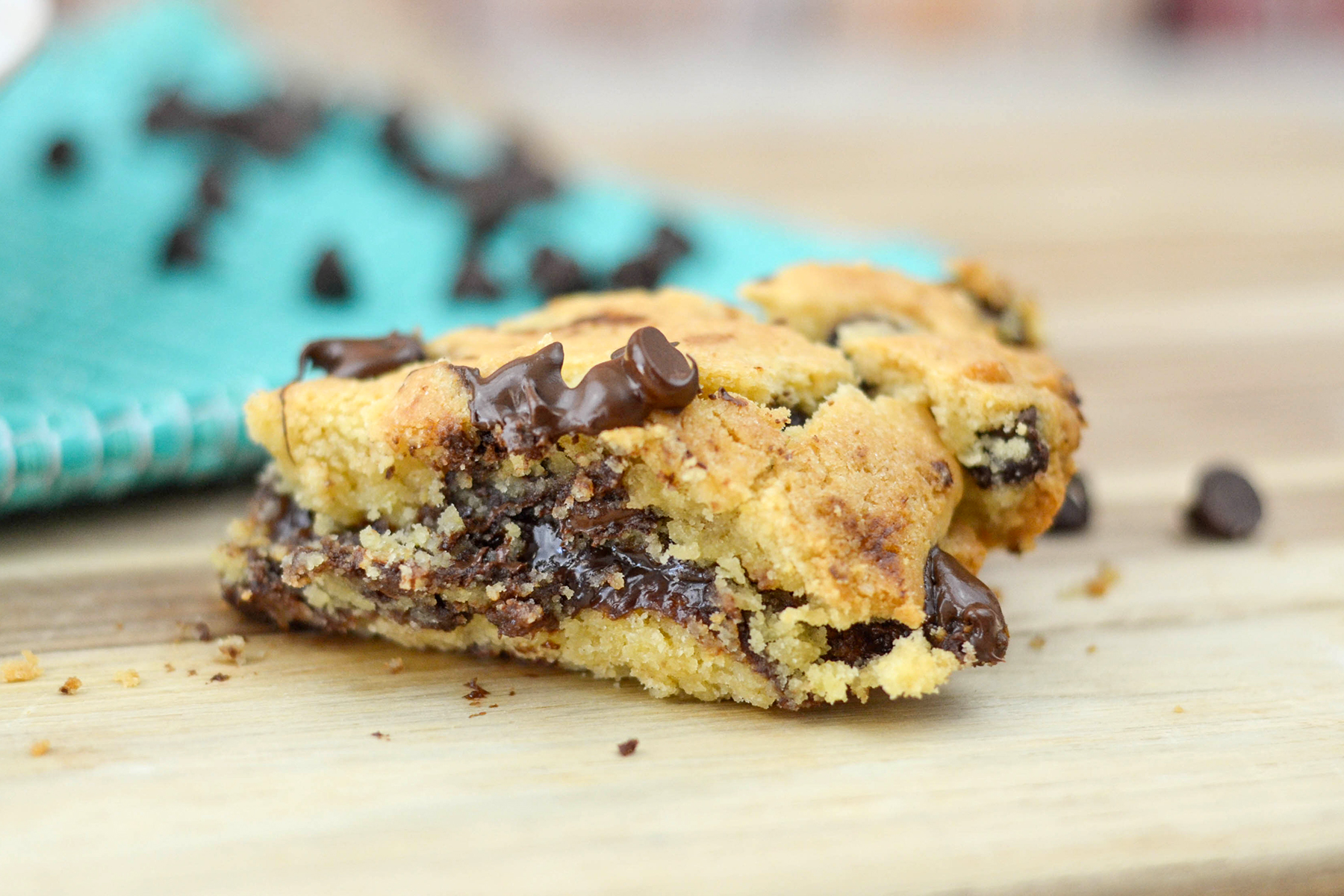 Deep Dish Cookie Recipe - Food Fanatic