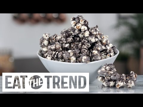 How to Make Oreo Popcorn - Food Fanatic