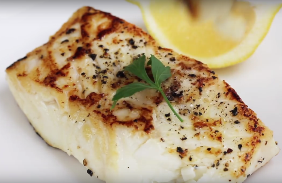 How to Make Fantastic Pan Seared Fish - Food Fanatic