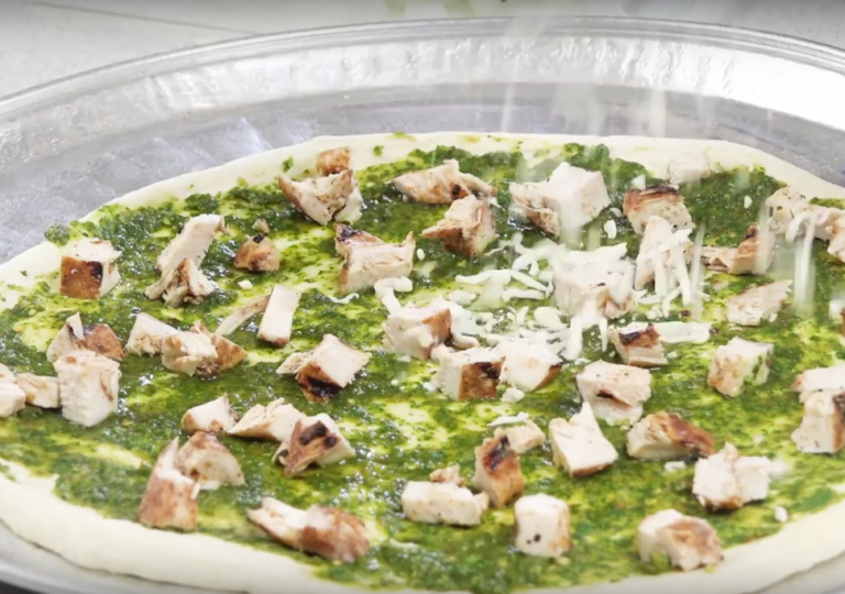 How to Make Cilantro Lime Chicken Pizza - Food Fanatic