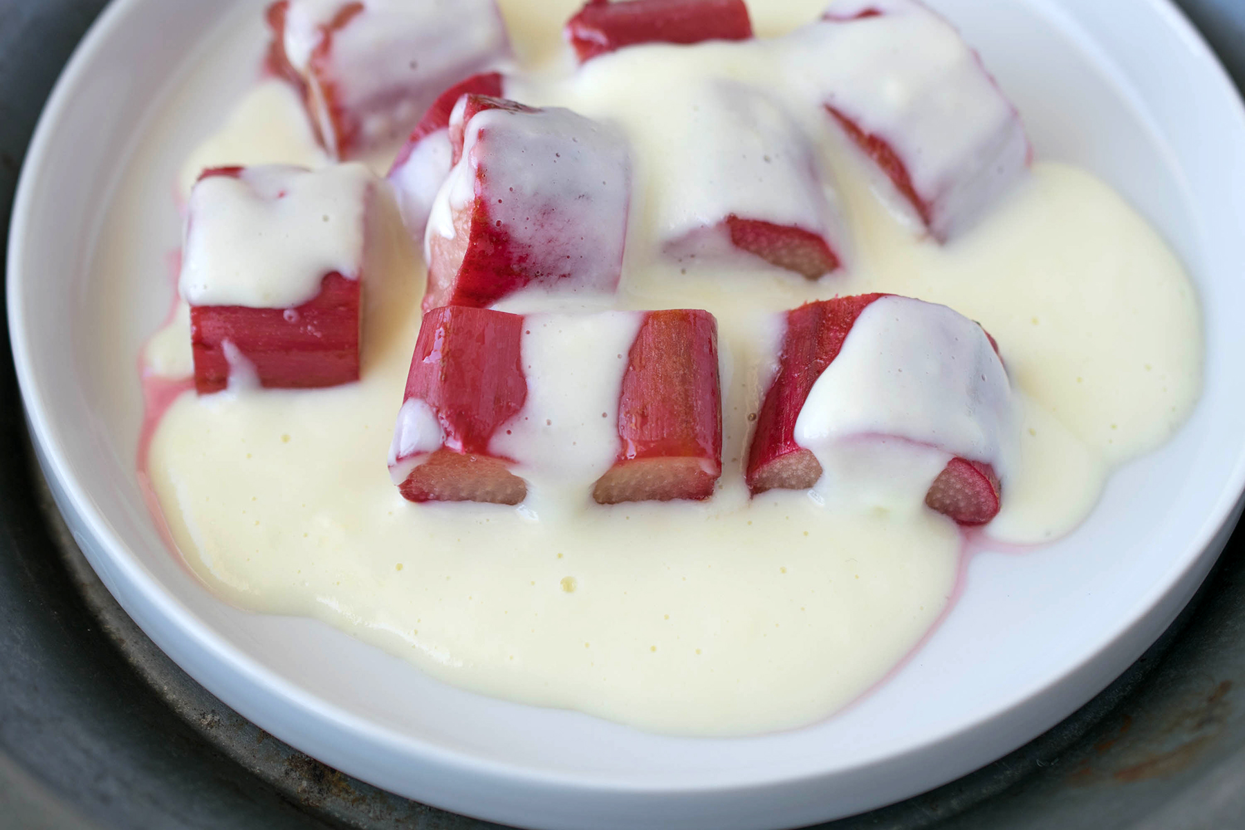 Rhubarb and Custard Recipe - Food Fanatic