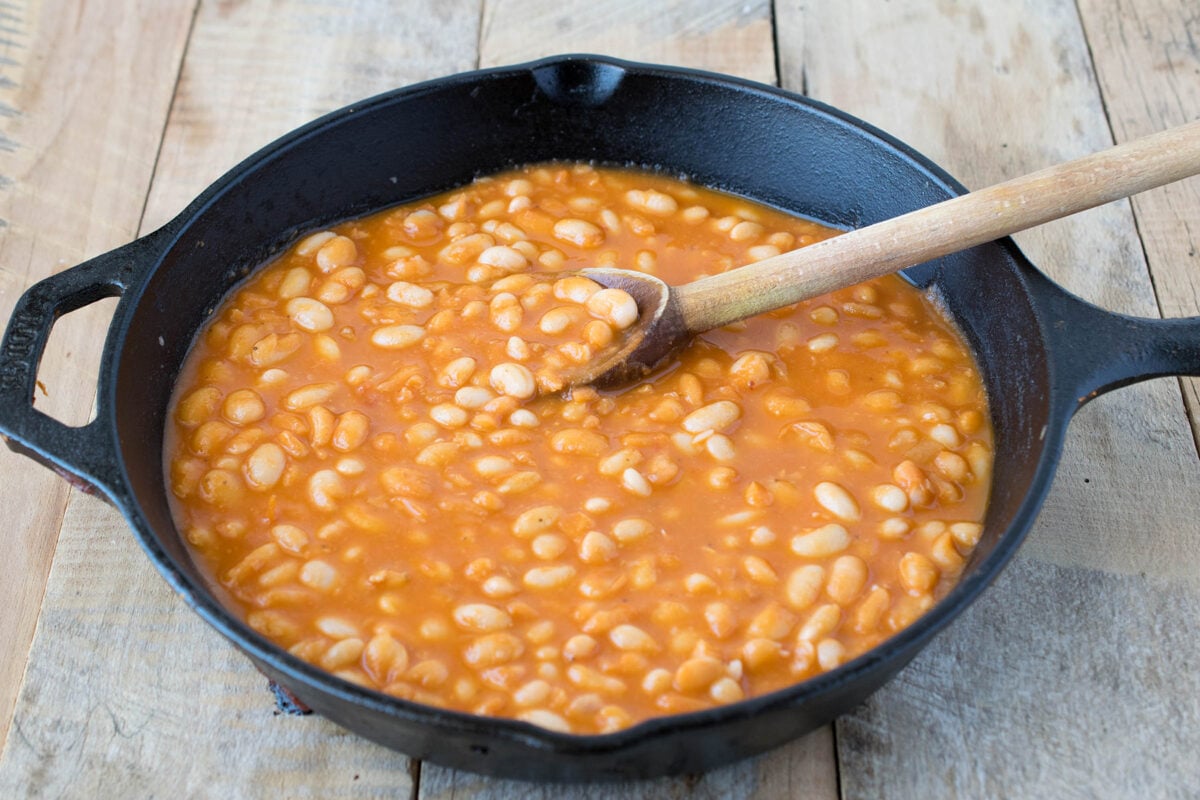British Baked Beans Recipe - Food Fanatic
