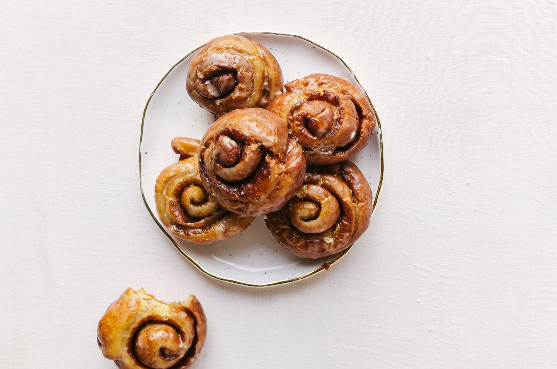 Honey Buns Recipe - Food Fanatic