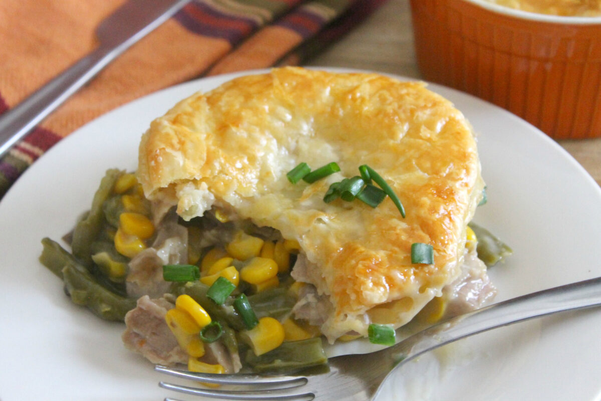 Leftover Turkey Puff Pastry Pot Pies Recipe - Food Fanatic