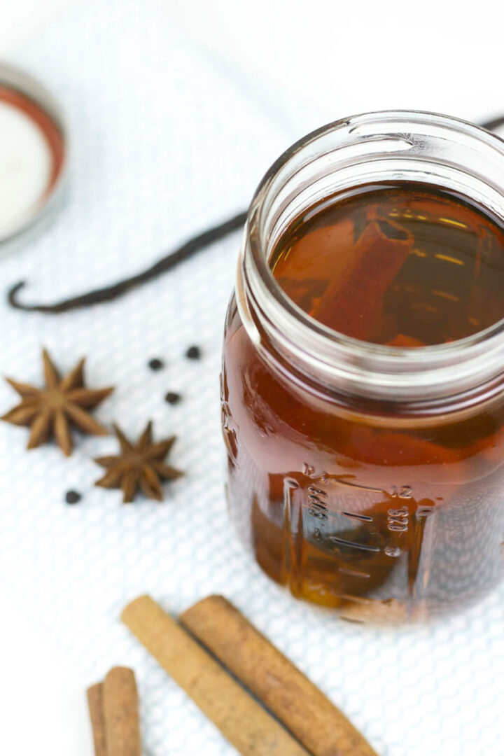 Homemade Spiced Rum Recipe - Food Fanatic