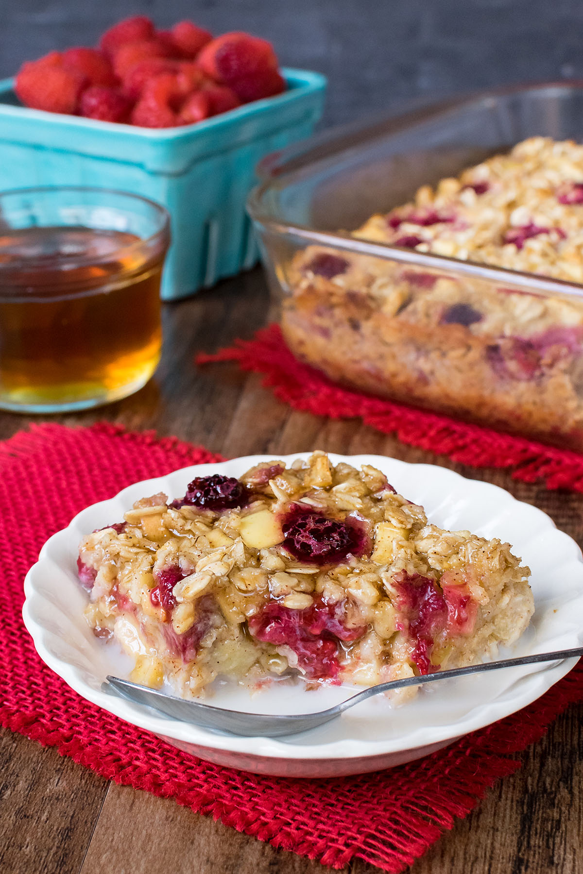 Raspberry Apple Baked Oatmeal Recipe - Food Fanatic