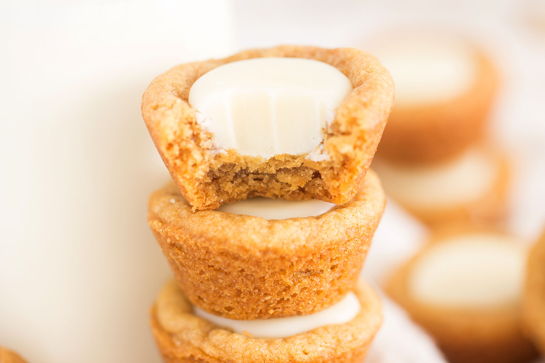 White Chocolate Fudge Puddles Recipe - Food Fanatic
