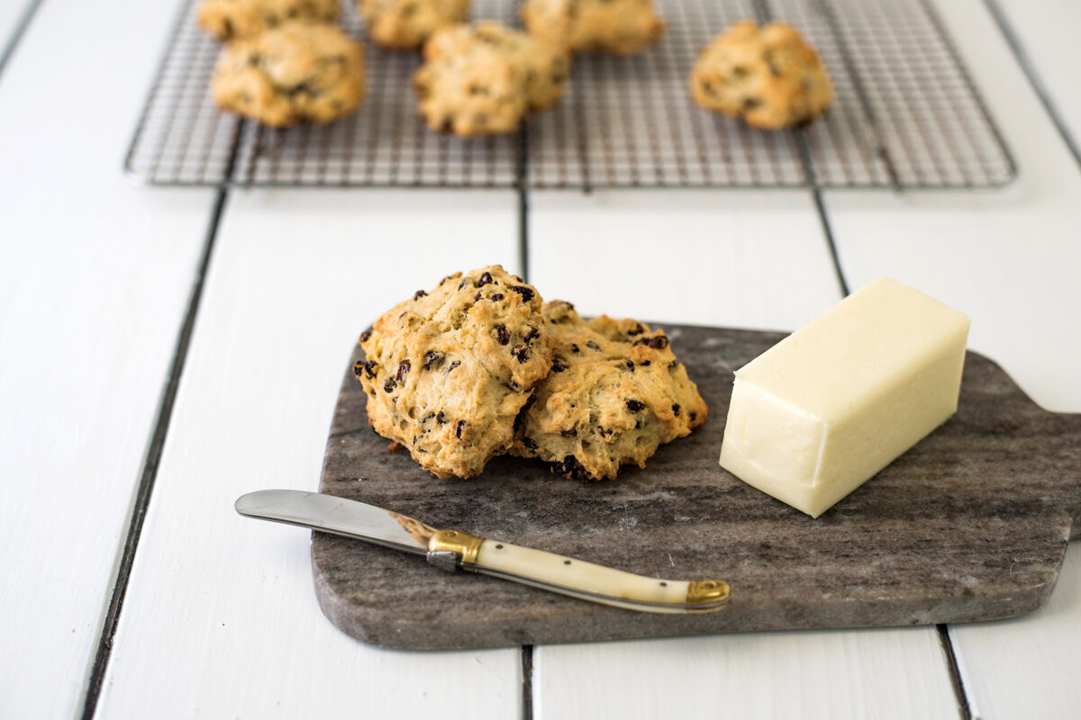 Rock Cakes Recipe - Food Fanatic