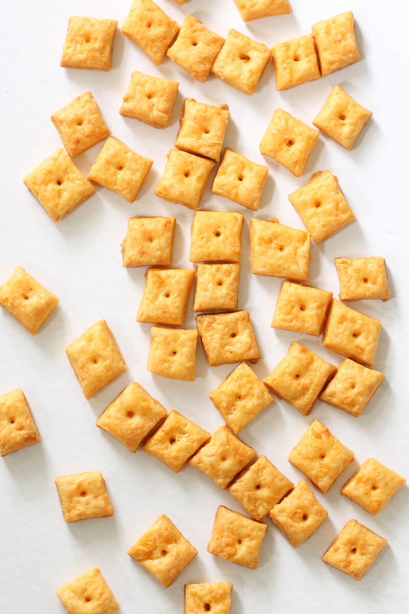 Gluten-Free Vegetable Crackers Recipe - Food Fanatic