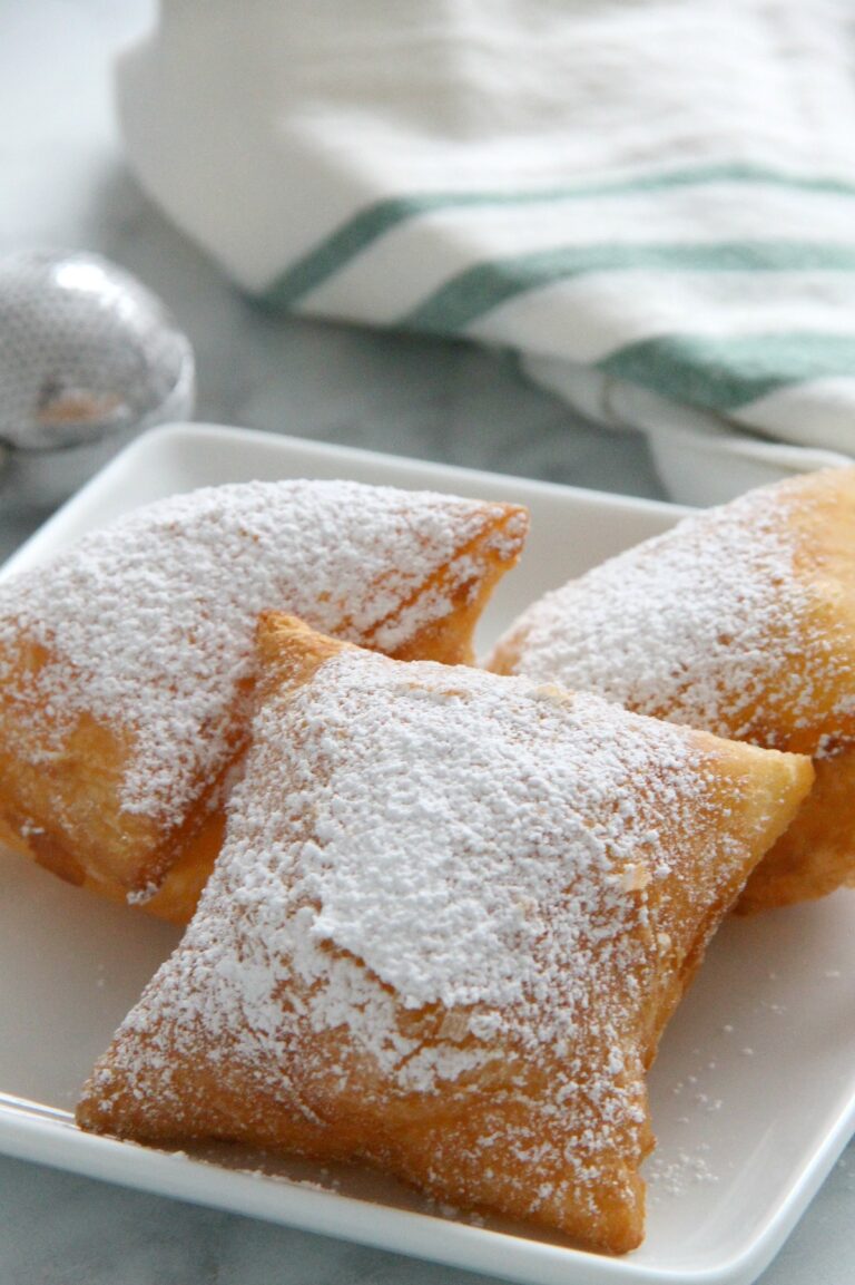 Puff Pastry Beignets Recipe - Food Fanatic