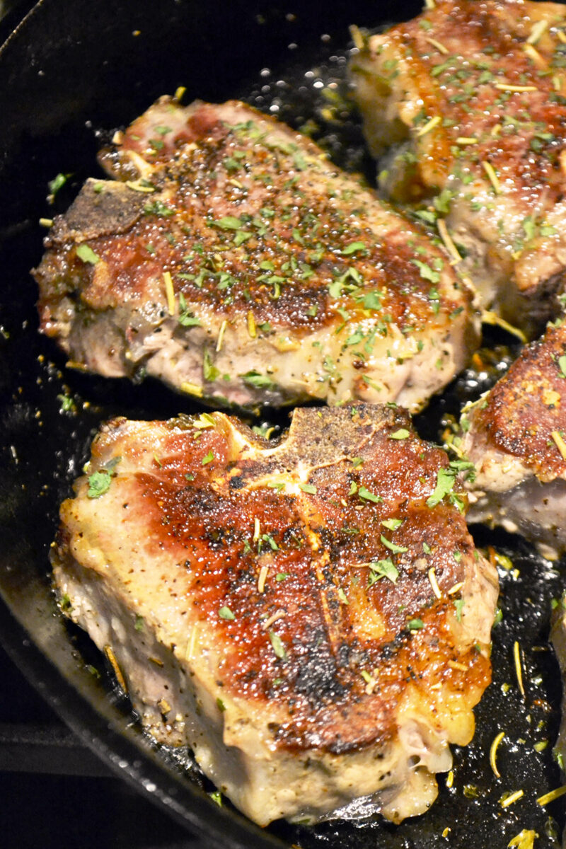 Pan Fried Lamb Chops with Rosemary Recipe - Food Fanatic