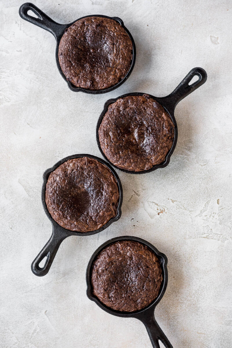 Skillet Brownies Recipe - Food Fanatic