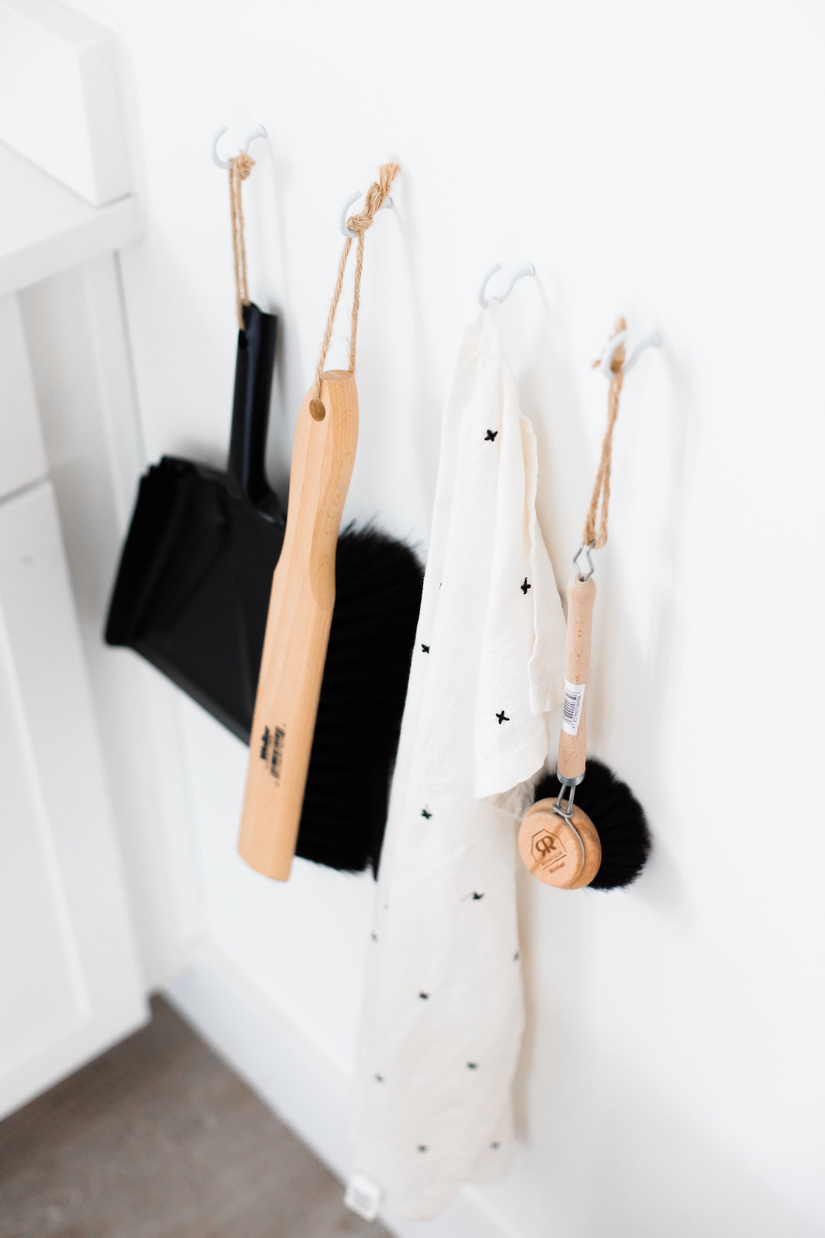 How to Prevent Slips and Falls in the Kitchen Now - Food Fanatic