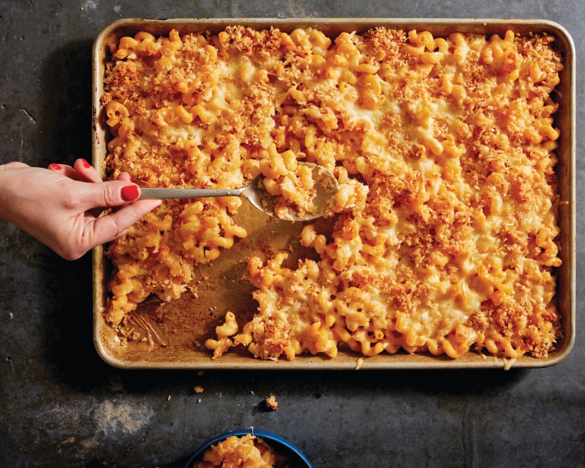 Crispy Baked Mac and Cheese Recipe - Food Fanatic